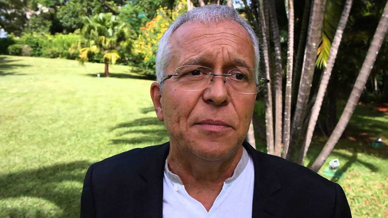 Mensagem de Manuel Menéndez (Vídeo com áudio português) - Blog da ...